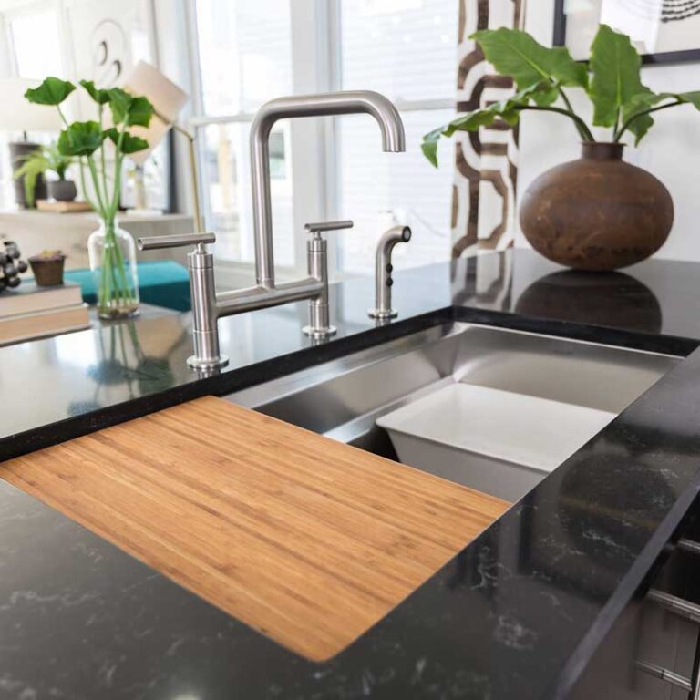 Definitive Guide to Quartz Countertops | Midwest Marble & Granite