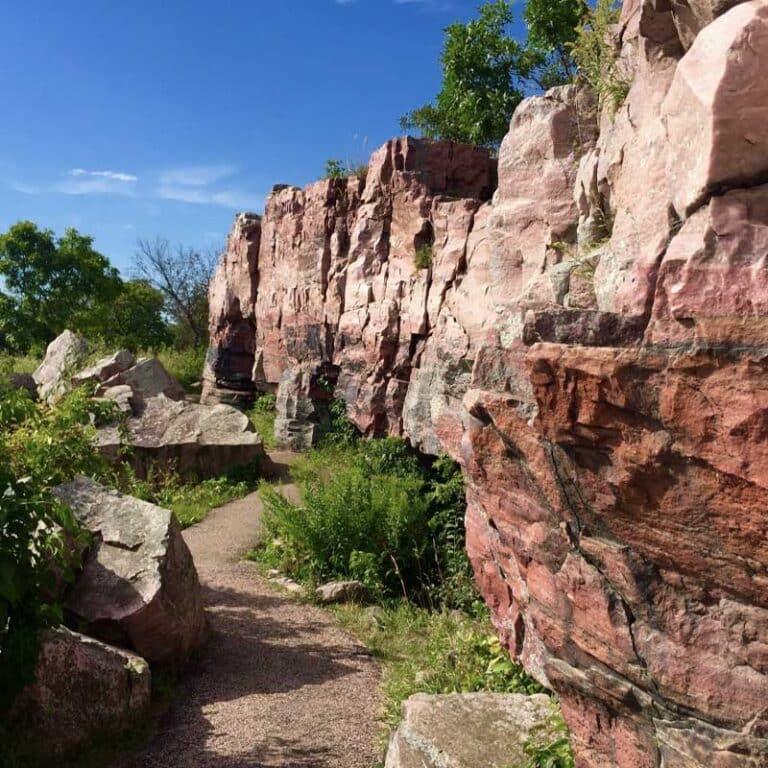 In-depth Guide to Quartzite Countertops | Midwest Marble & Granite